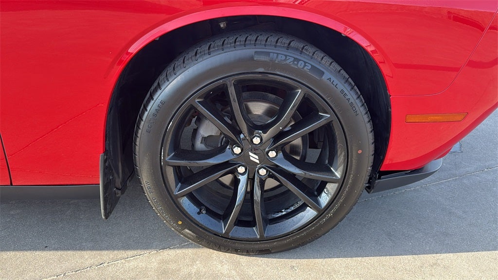 2018 Dodge Challenger SXT Humble TX | Space City Toyota 2C3CDZAG6JH131730
